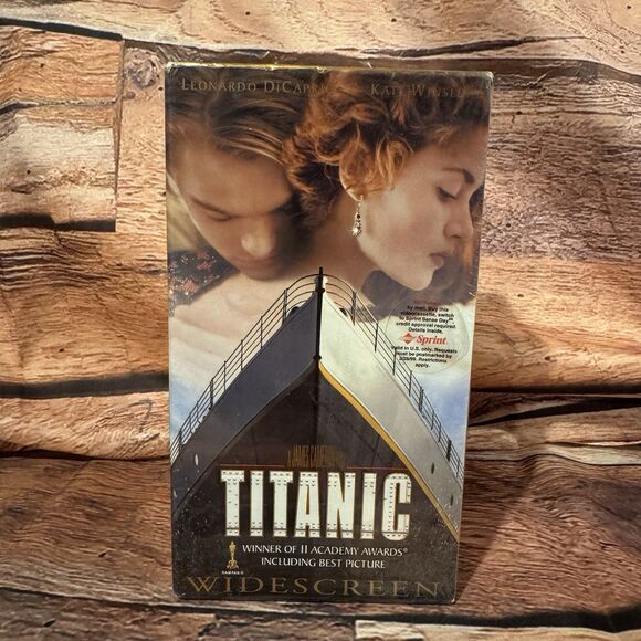 Paramount | Media | Titanic Vhs 997 Widescreen 2tape Set Thx Sealed Leo ...